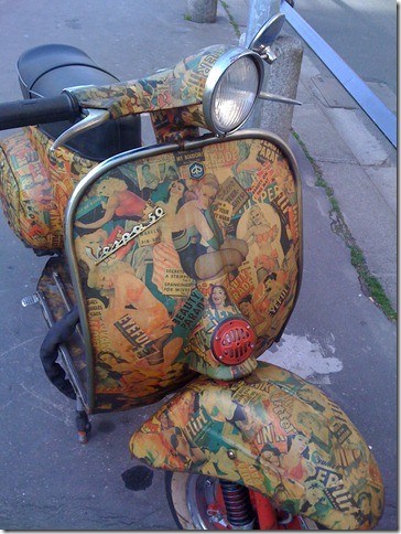 Pin-Up Vespa - Bloguidon